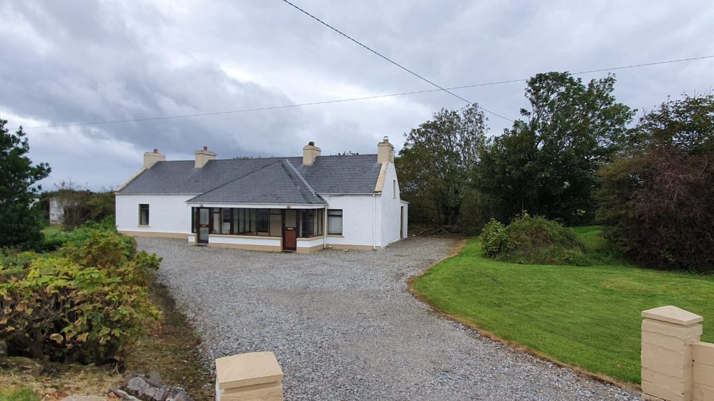 Angela Boyle – Front Aspect. | McBride Auctioneers