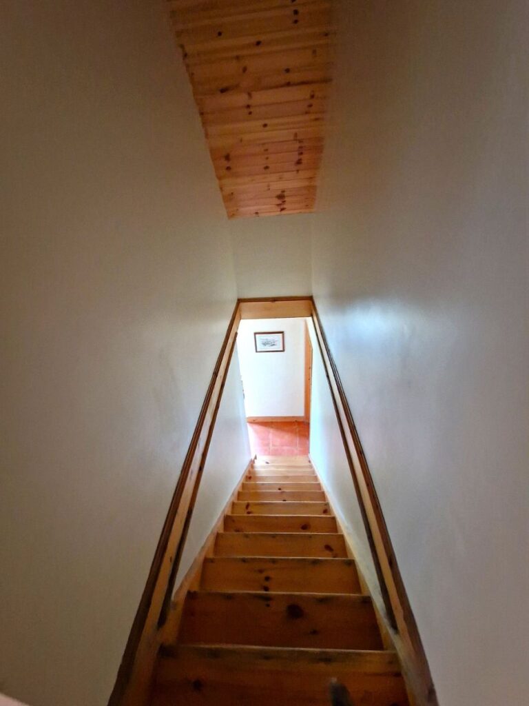 CR23 | McBride Auctioneers